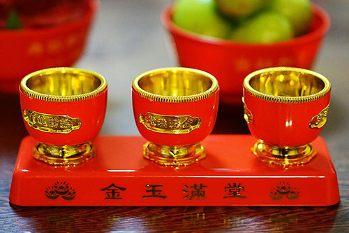 Oslavte čínský nový rok psa červenými nehty - Nehtík.cz